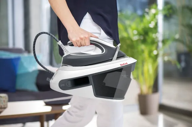 Парогенератор Tefal Express Airglide SV8020E1, цена 19299.00 руб. в ...